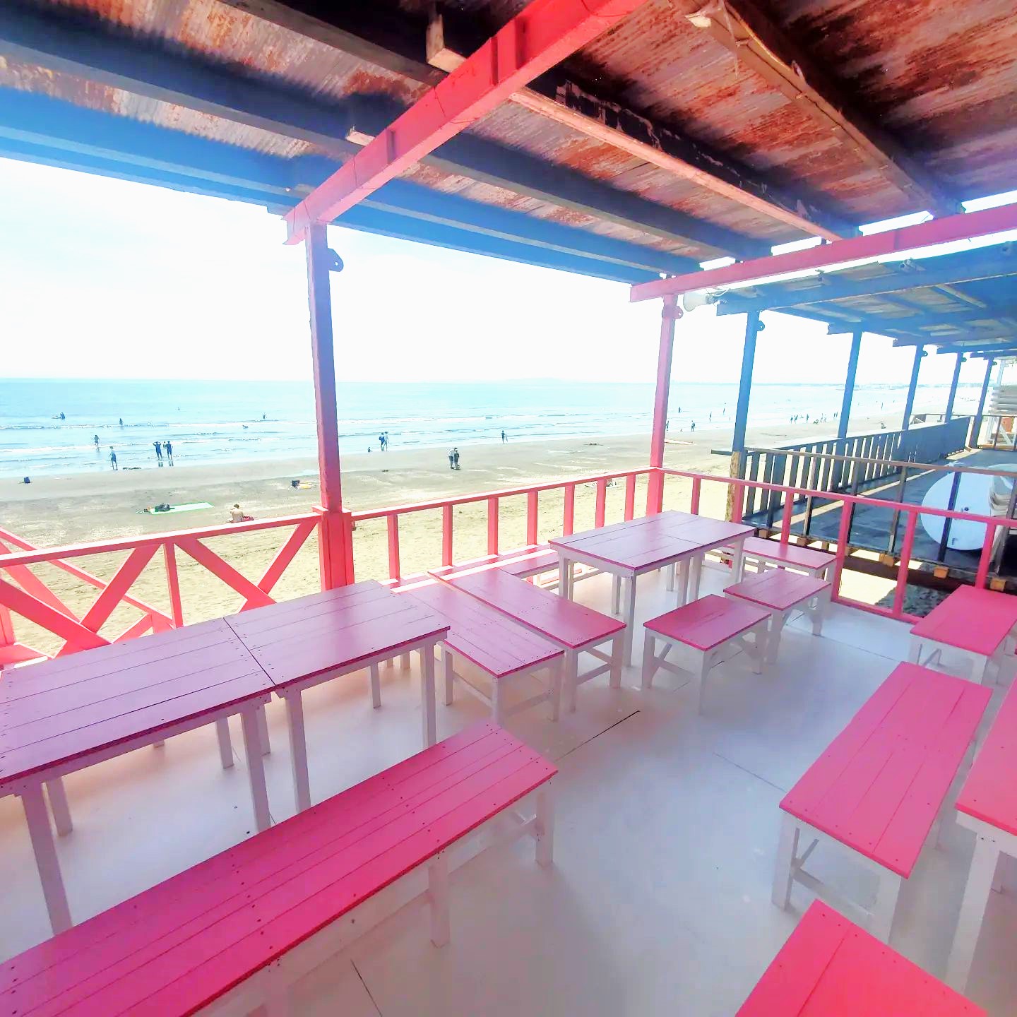 63 BEACH HOUSE | 片瀬江ノ島西浜海水浴場・海の家